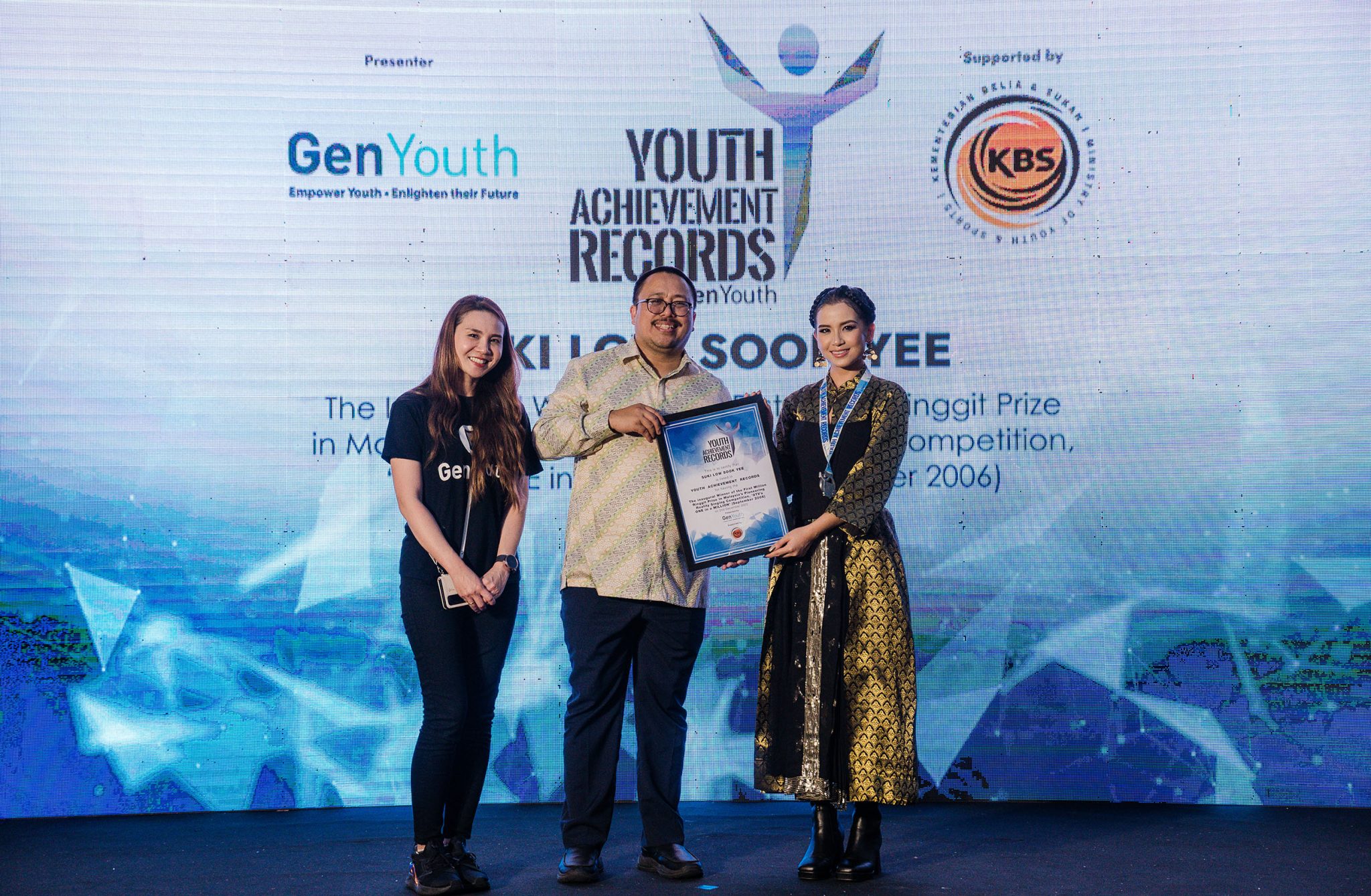 Acclaimed Singer Suki Low Secures Youth Achievement Record as Inaugural ...